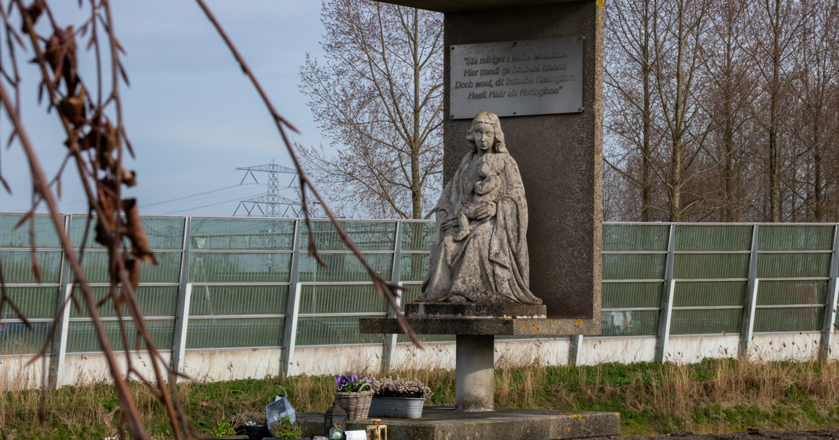 Verplaatsing Mariakapel naar nieuwe locatie - Port of Moerdijk